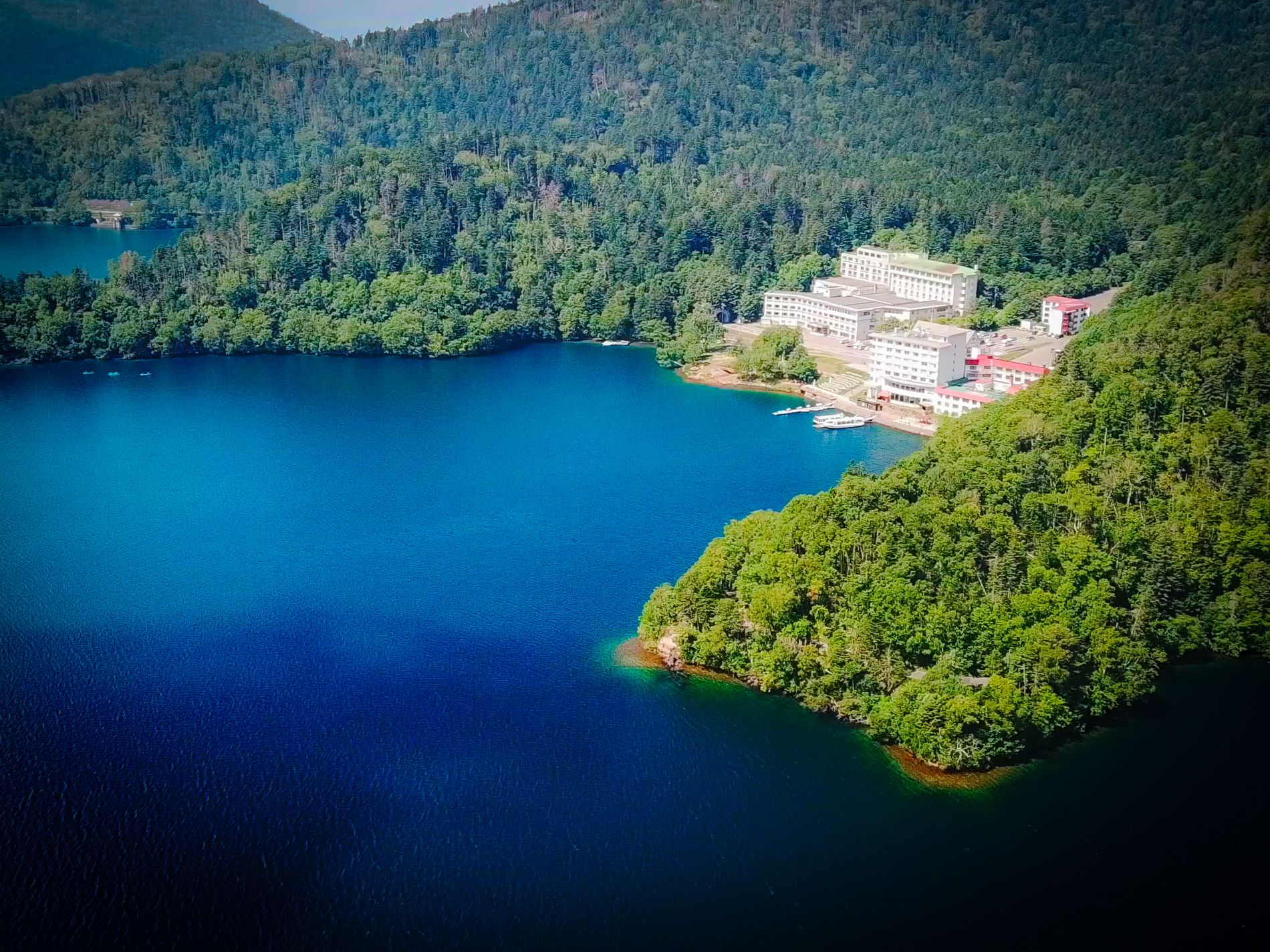 「生きた化石」とも会えるかも？北海道で”最も高い”原始の湖とは｜Sitakke【したっけ】