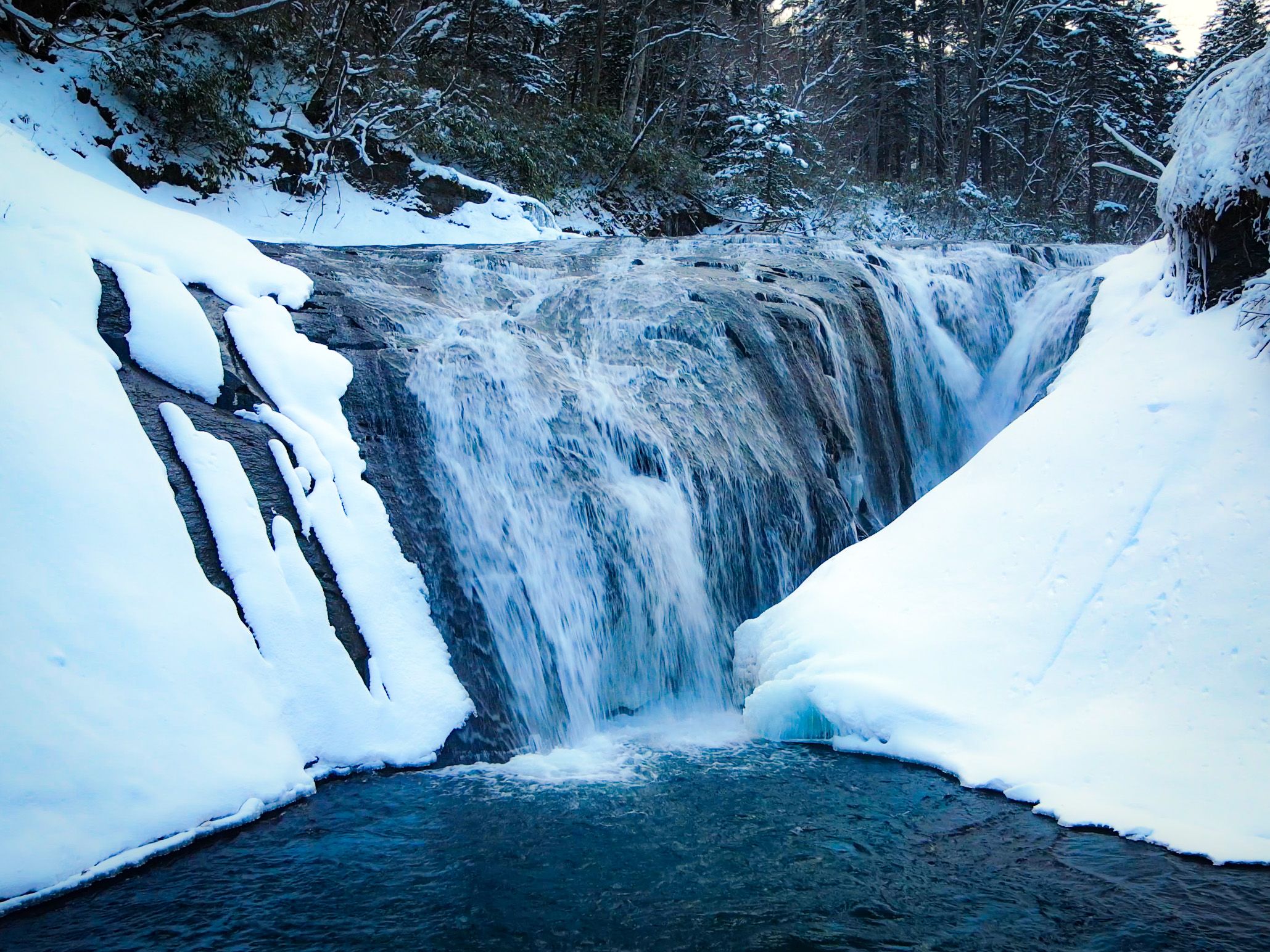【絶景】札幌から車で約50分！"紅葉の名所"は冬もステキなんです。｜Sitakke【したっけ】