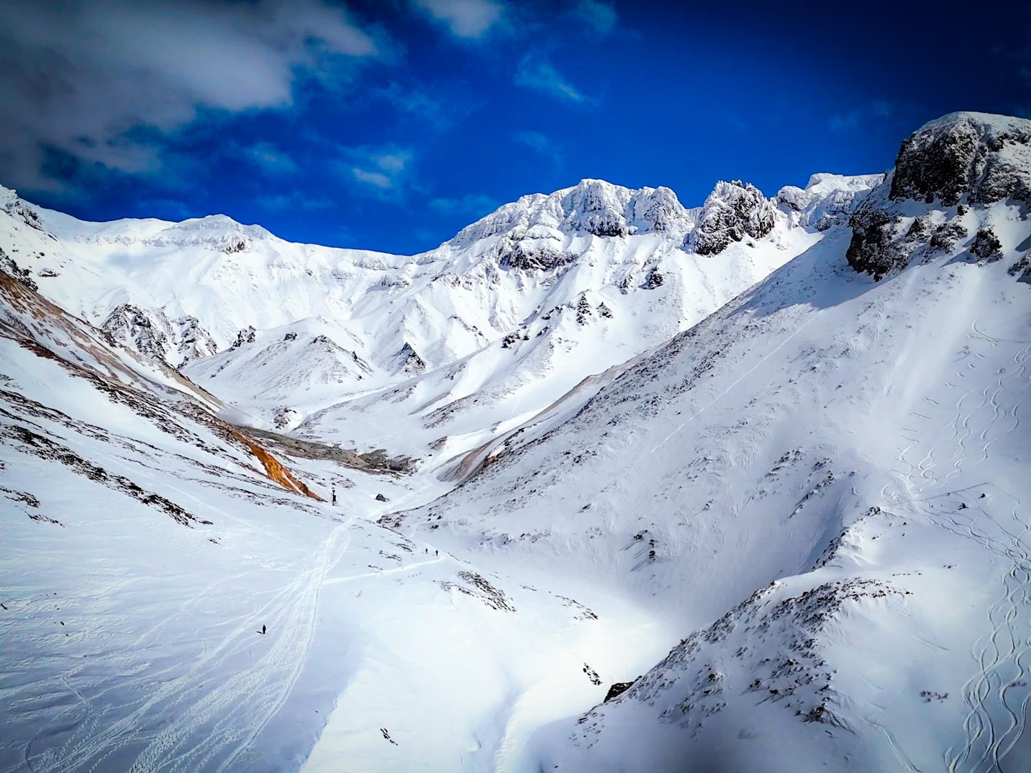 【絶景ドローン旅】厳しくも美しい〜登山客の憧れがそこに「上ホロカメットク山」｜Sitakke【したっけ】
