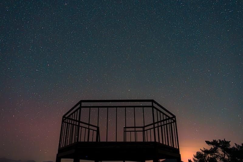 「なんて贅沢な光景」オーロラにオリオン座、流れ星まで… 北海道の夜空に広がった、忘れられない絶景【写真7枚】｜Sitakke【したっけ】
