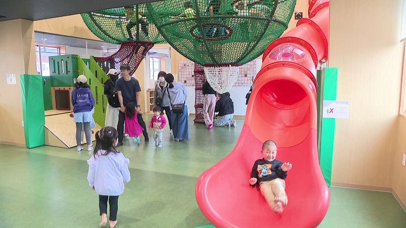 高さ6メートルの屋内遊具に夢中！駅前に憩いとにぎわいを…十勝のグッズも販売｜Sitakke【したっけ】